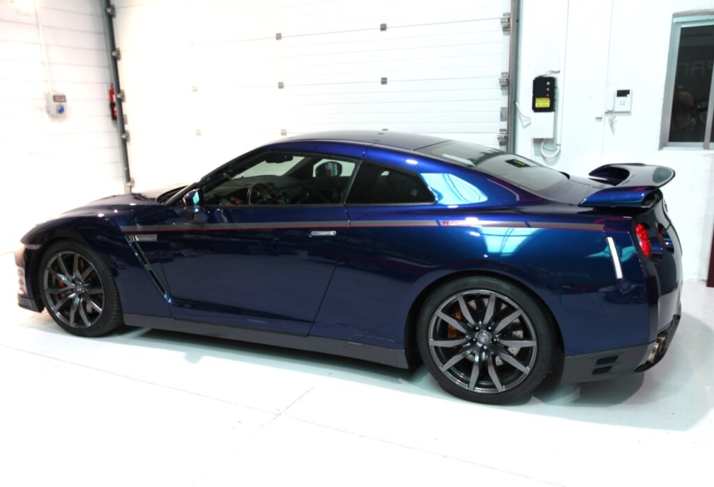 Nissan Skyline GTR (2012) - Gestión de Venta de Vehículos Deportivos ...