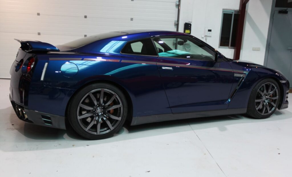 Nissan Skyline GTR (2012) - Gestión de Venta de Vehículos Deportivos ...